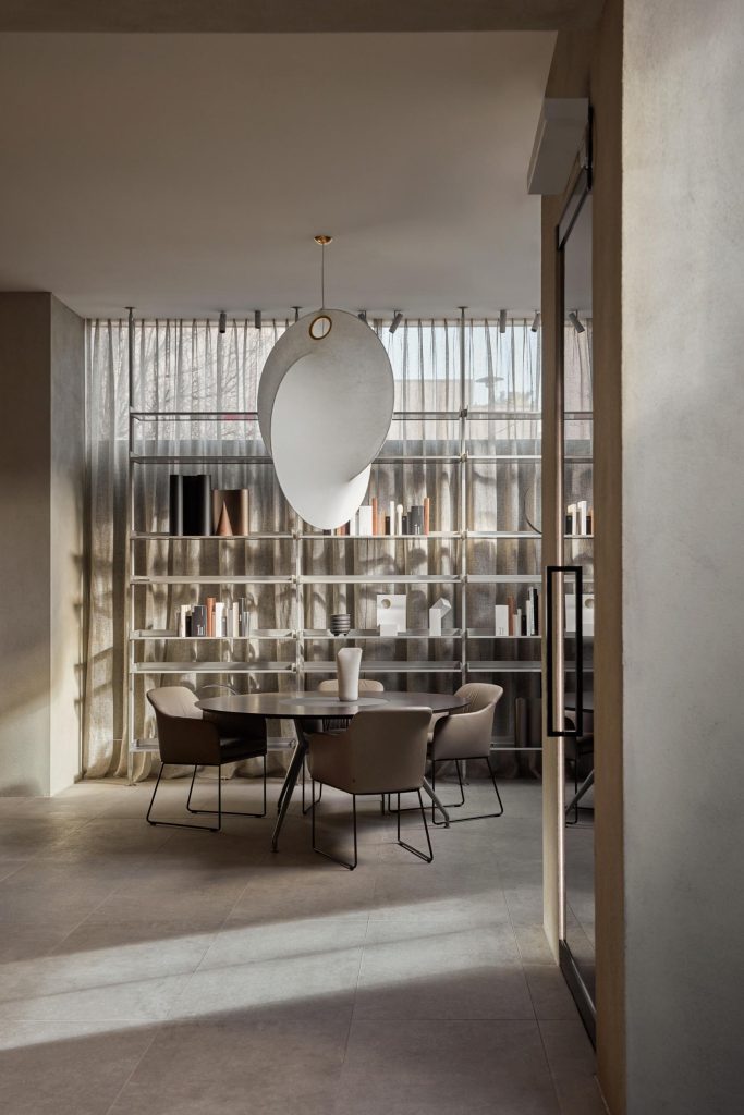 High-End Residential Build in Pure Interiors by Duobuilt.